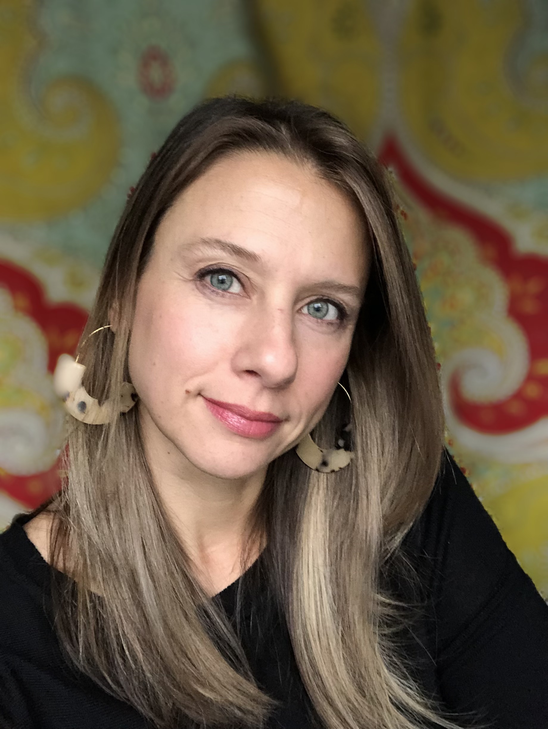 Stephanie Trachtenberg - Cosmetic Executive Women