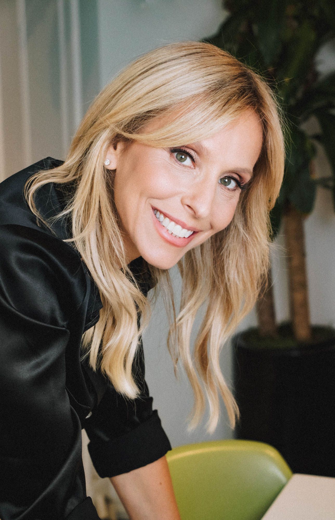 Dimitra Davidson - Cosmetic Executive Women